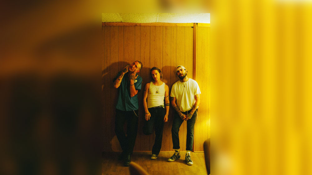 The Hunna release 'Take A Ride (Lights, Camera, Action)' video - R o c ...
