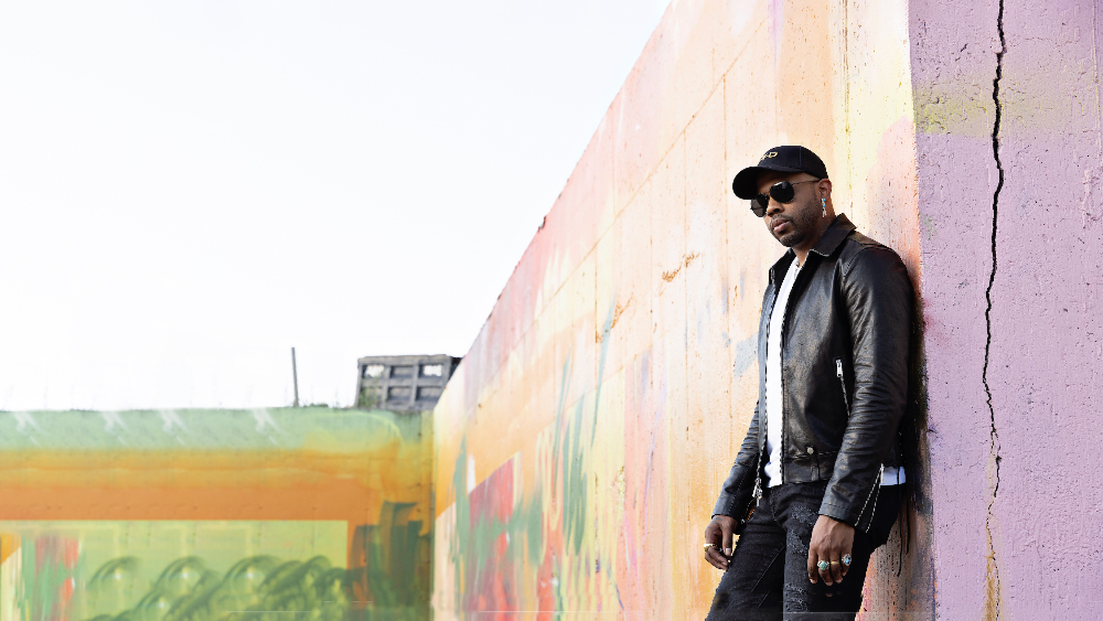 Ayron Jones releases hugely acclaimed new album today – R o c k 'N' L o a d