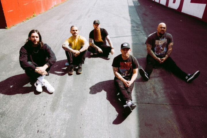 ATREYU // THE BEAUTIFUL DARK OF LIFE // ALBUM REVIEW – R o c k 'N' L o a d