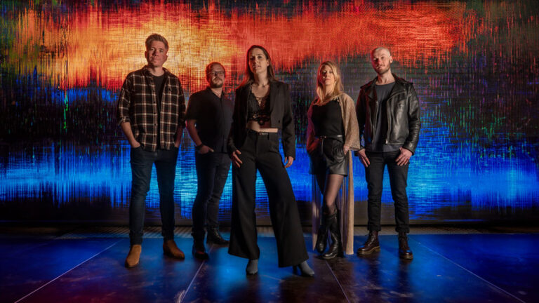 Lesoir announces new album Push Back The Horizon on V2 Records – R o c ...