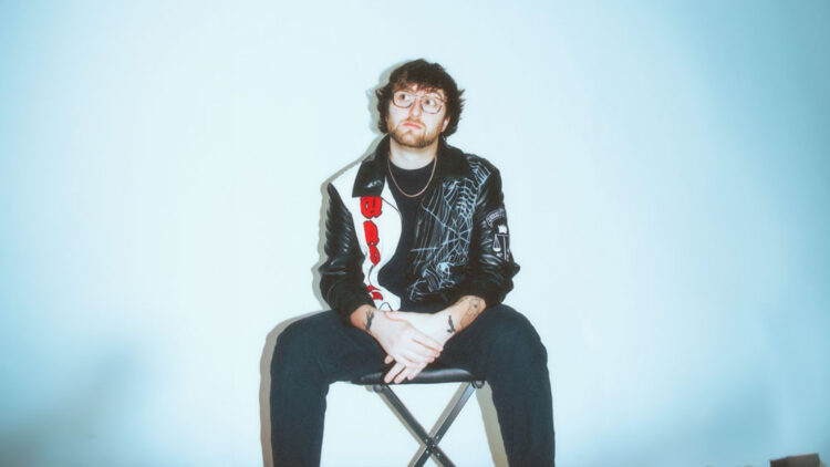 New UNFD Artist Reece Young Shares “Am I Wrong” Video – R o c k 'N' L o a d