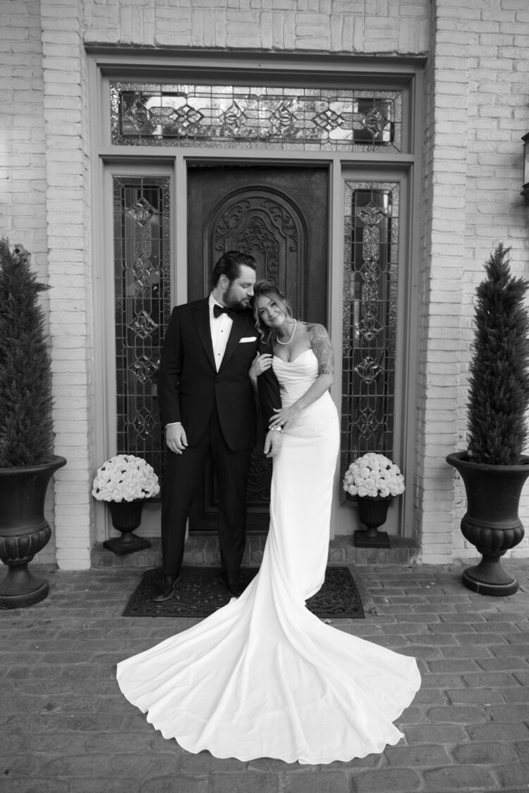 Chayce Beckham Releases ‘Holdin’ You, Lovin’ You’ For His Wife Ashley ...