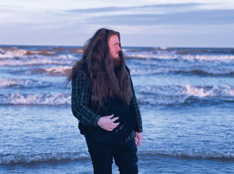 WEFT Debut The Splintered Oar Out Now – R o c k 'N' L o a d