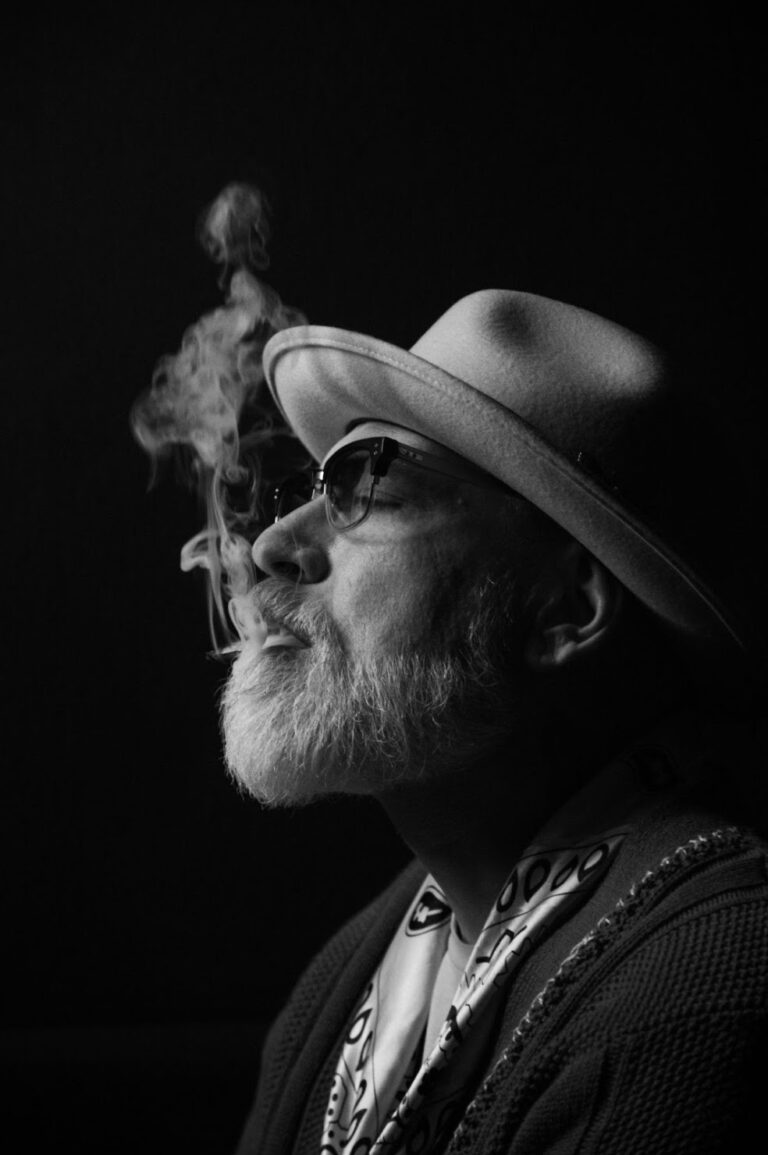 GRAMMY-winning singer, songwriter & House of Pain frontman Everlast ...